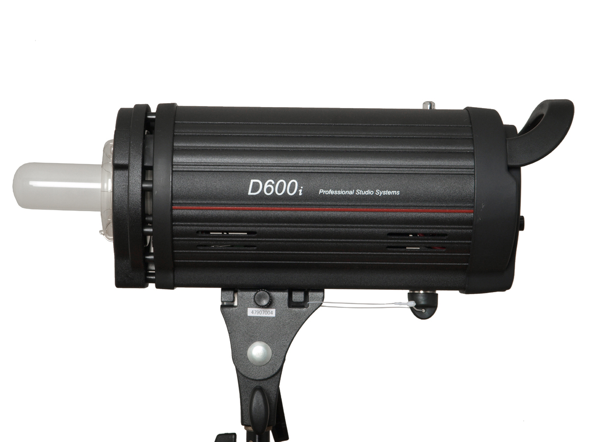 Mikrosat D600i: a profi hobbi stúdióvaku - Pixinfo.com