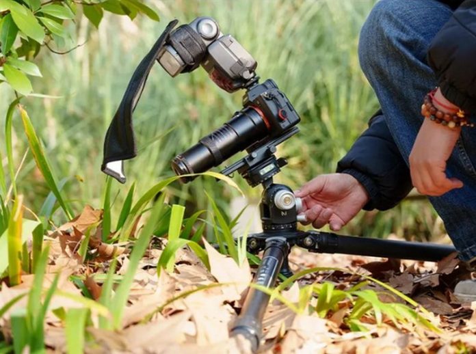 AstrHori 25mm f/2,8 Macro 2-5× - Pixinfo.com